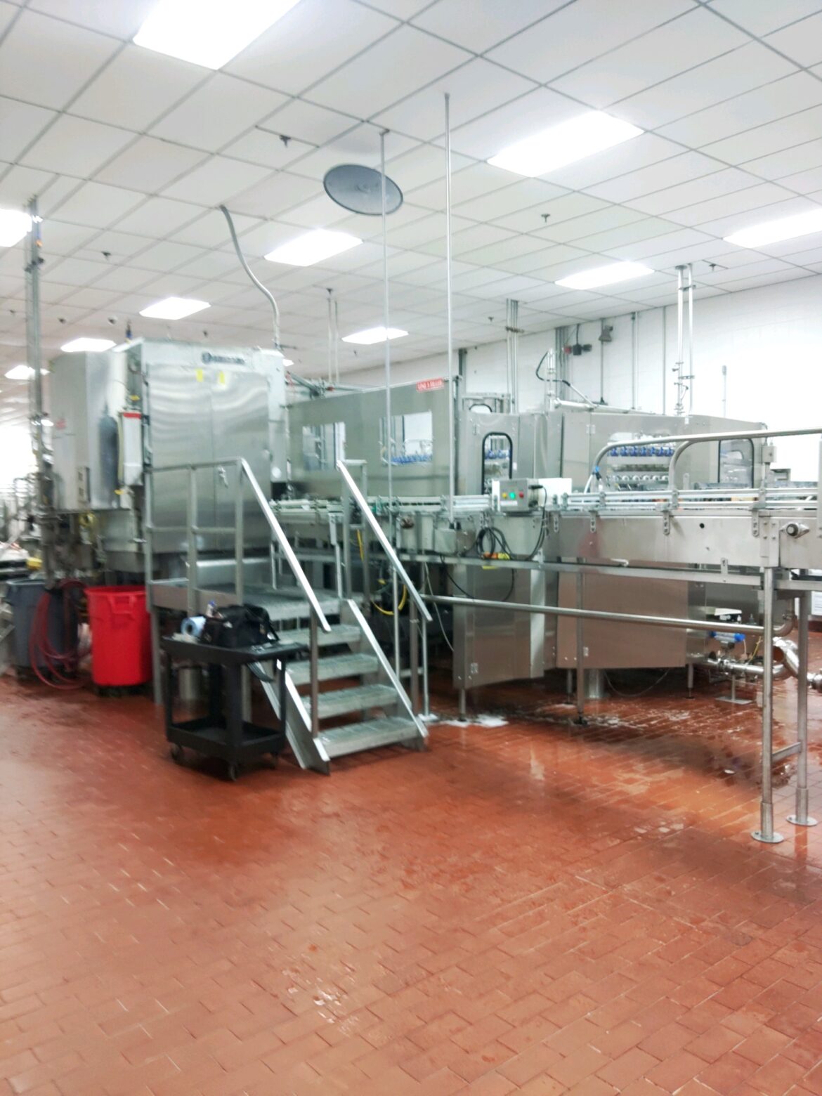Angelus Model 121L Seamer - United Food & Beverage